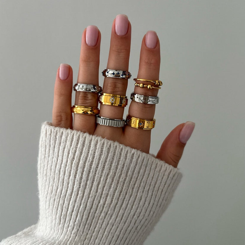 Calm Collective | Anxiety-relieving jewellery & wellness brand